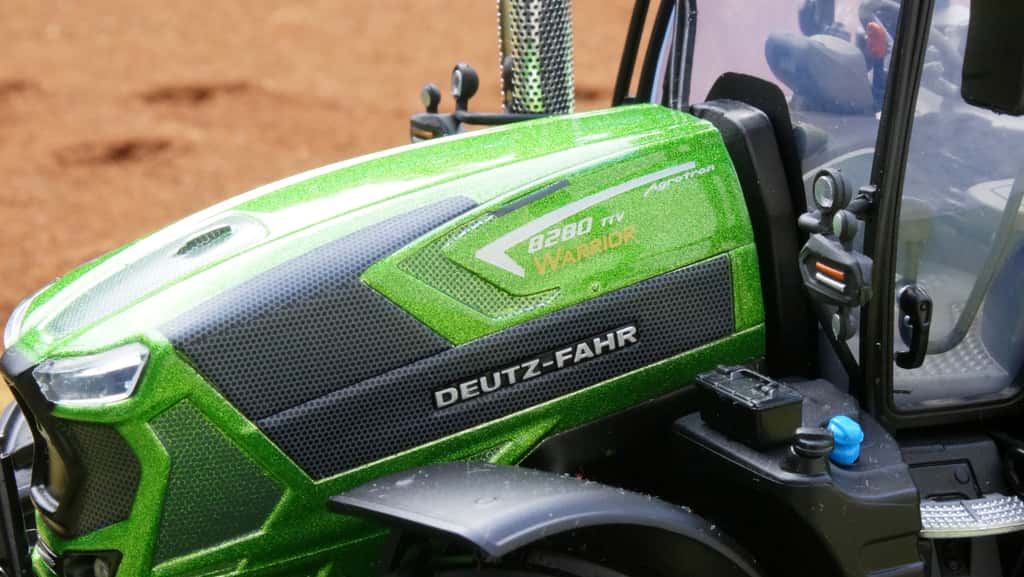Deutz-Fahr 8280 TTV Warrior Java-Grün limitiert: Sonderfarbe für den Großen