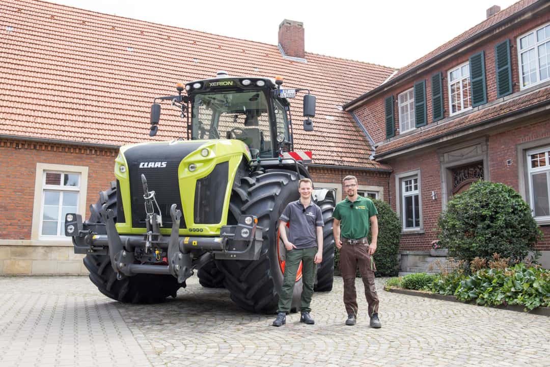 YouTuber NPlay: Mit 460 PS durch Deutschland | profi online | profi