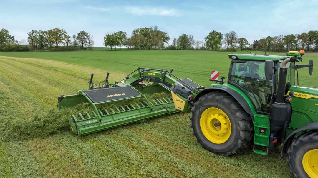 Krone startet mit eigenem Bandschwader | profi