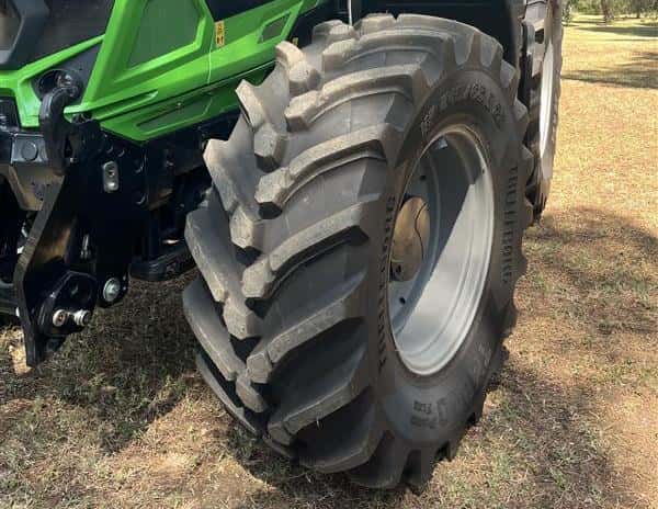 Trelleborg: PowerFlex Reifen für mehr Traktion und weniger Bodendruck ...