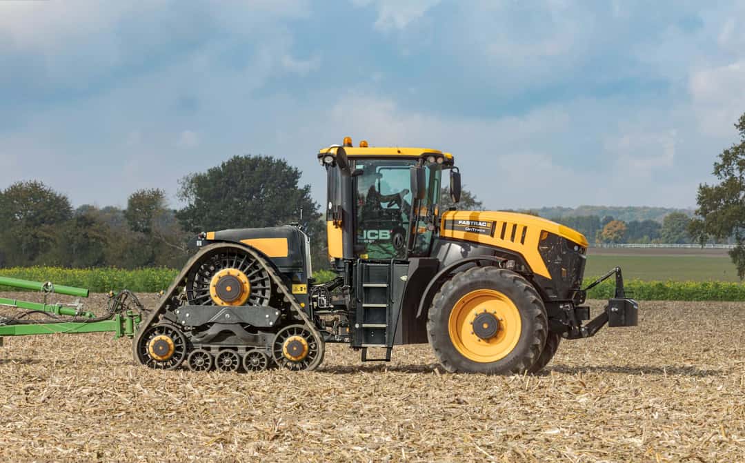 JCB: Fastrac kommt mit Raupe | profi online | profi