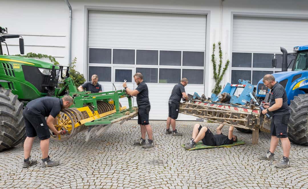 Frontkreiseleggen und Frontpacker: Profis fürs Feine | profi