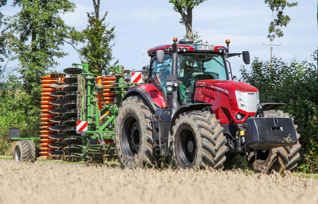 McCormick X8.631 VT-Drive: Italienische Diva | profi