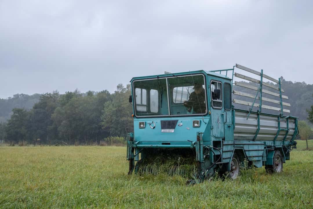 Selbstfahr-Ladewagen Lely-Trac LT7: Flott füttern | profi