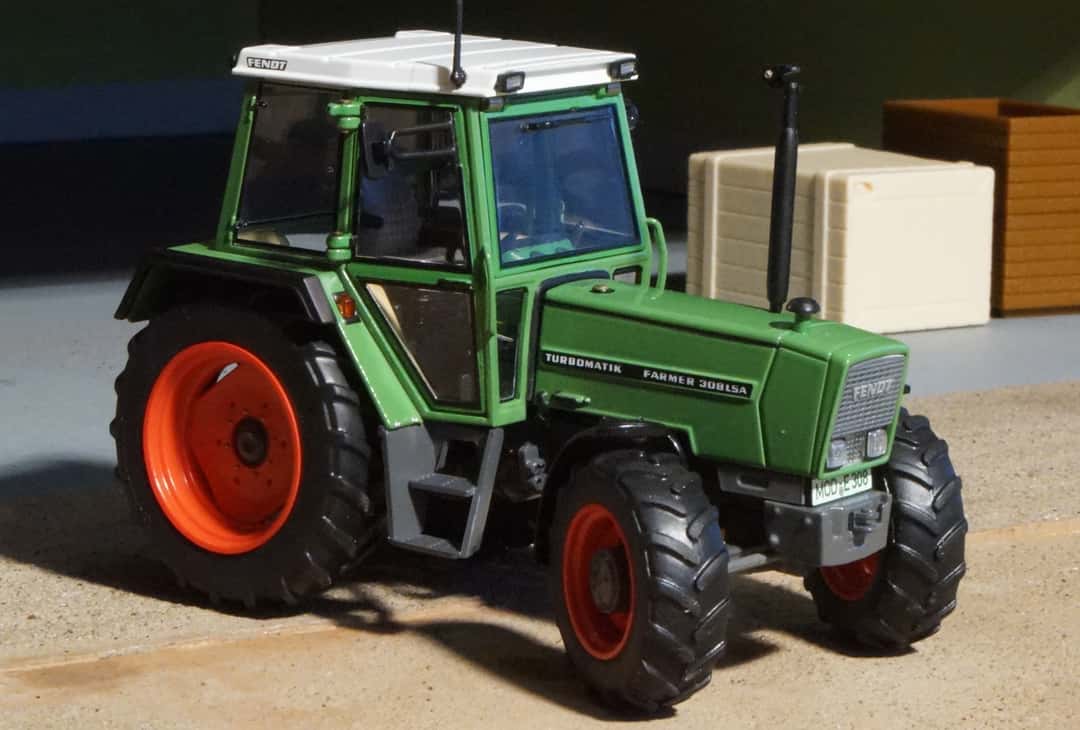 Farmer 308 LSA: Nur eine Zahl | profi online | profi