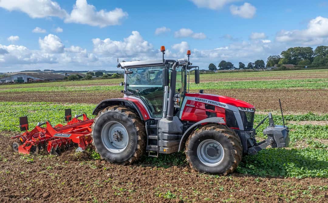 Langzeittest Massey Ferguson 8S.265 Dyna-7: 4.400 Stunden im Einsatz ...