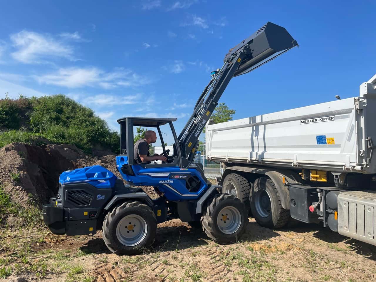 MultiOne stellt neuen Multifunktionslader vor