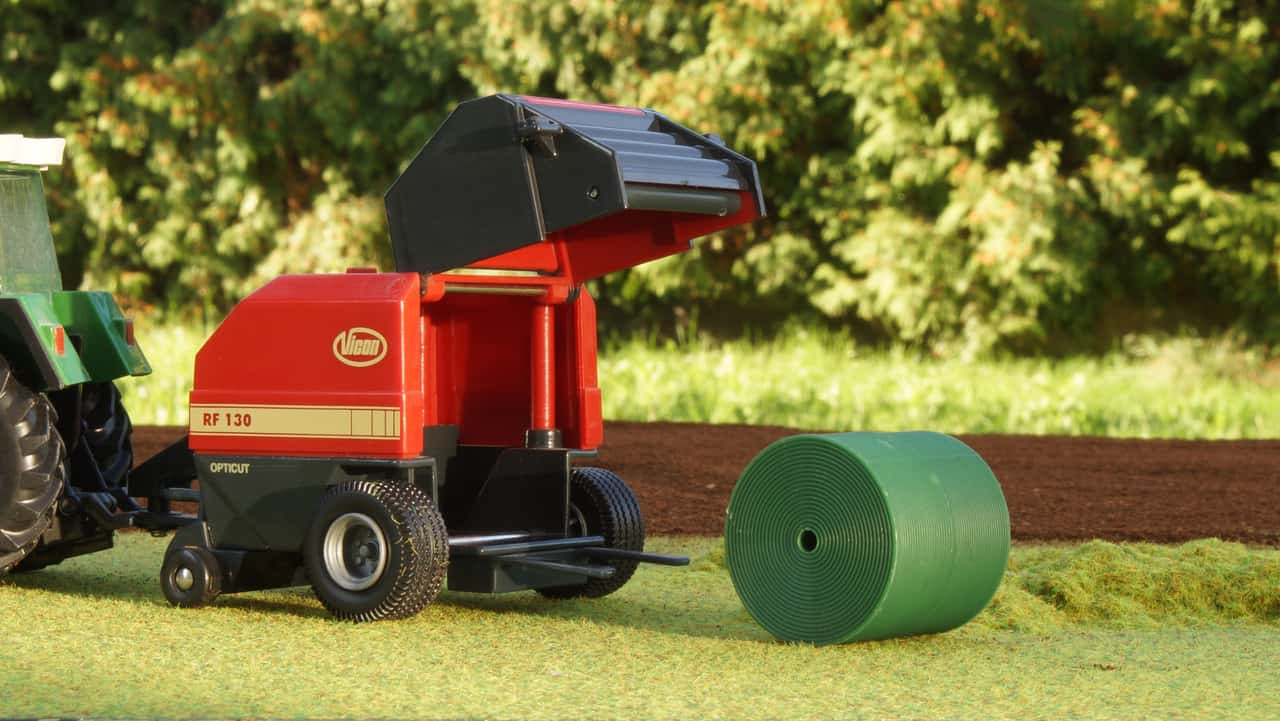 Vicon RF 130 Opticut: Rundballen für den Modellhof