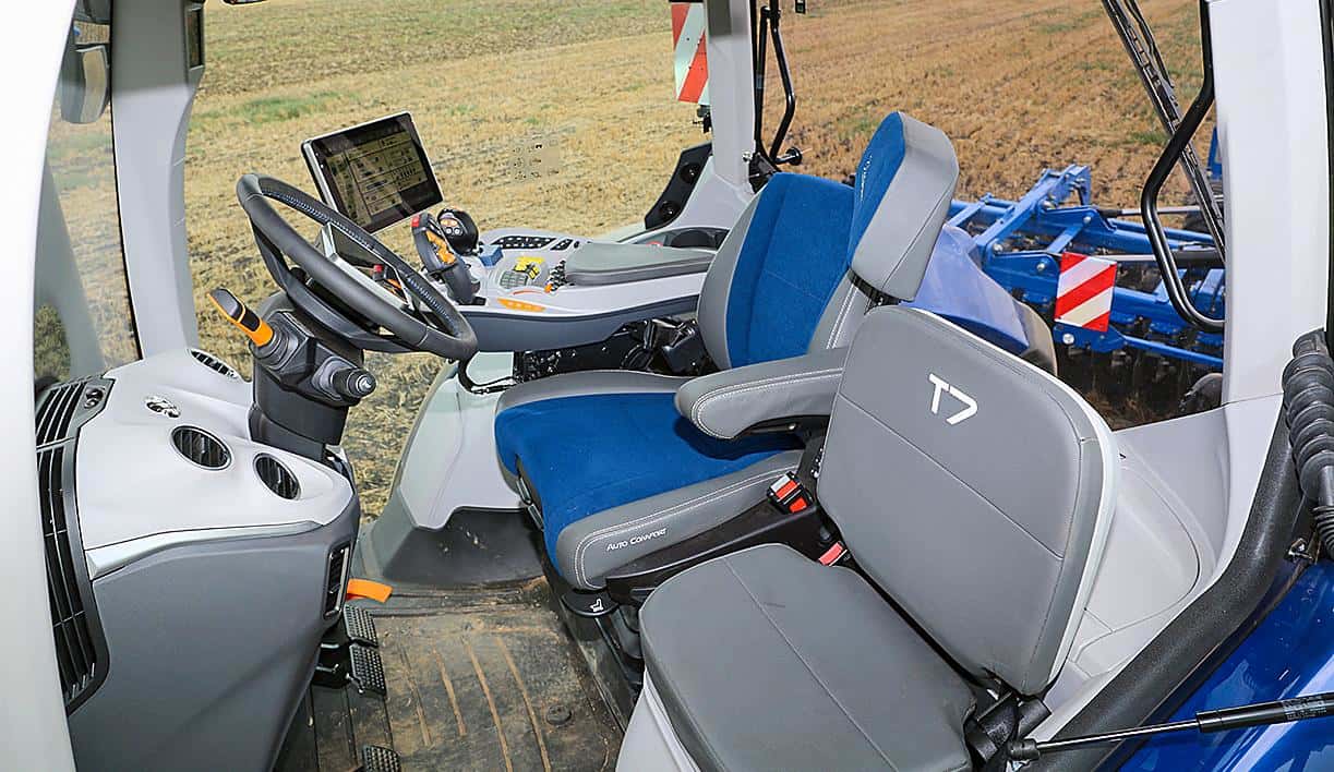 New Holland T7.300 PLM Intelligence: Starker Blauer
